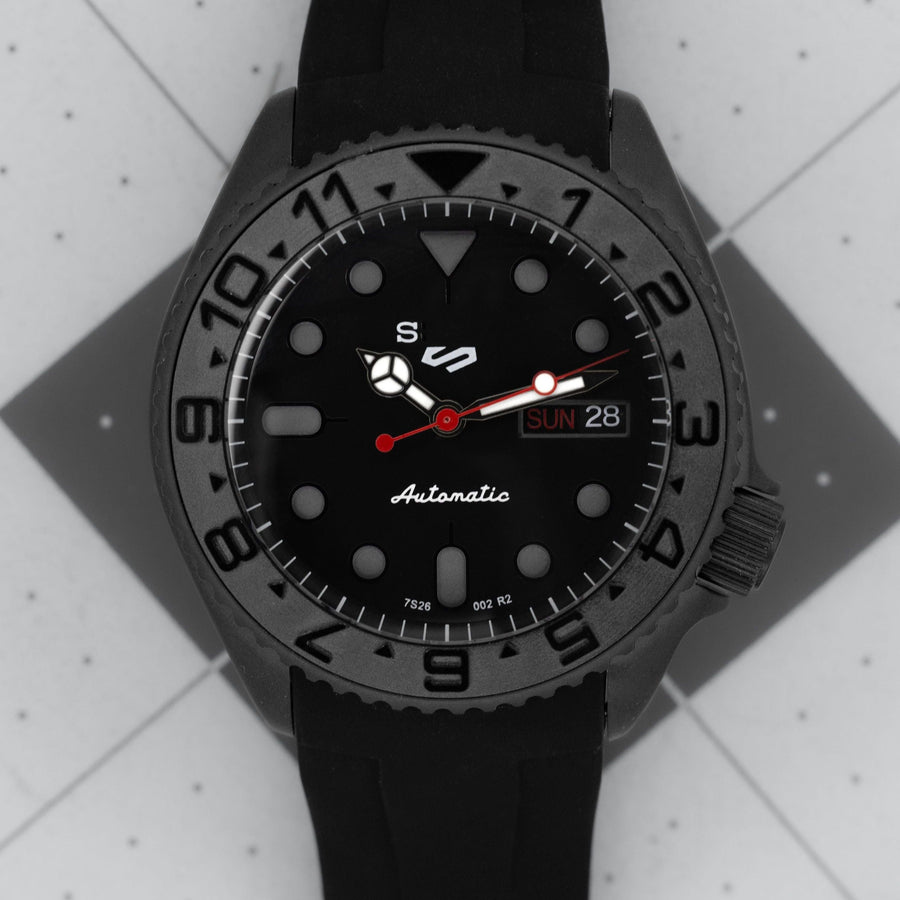 Stealth Red Commander